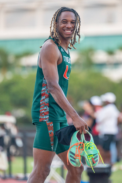 Robinson Outshines the Nation and Hebron Makes History on Senior Day ...