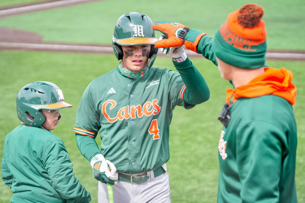 Miami Beats Notre Dame in Extra Innings – University of Miami Athletics