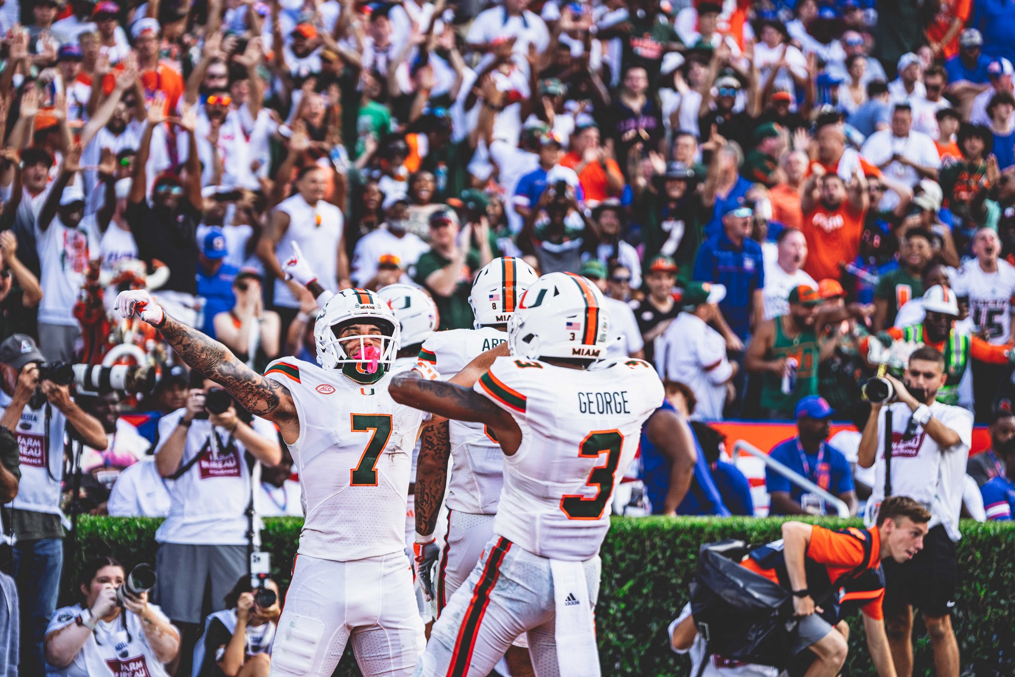 Canes Stomp Gators in Season Opener – University of Miami Athletics