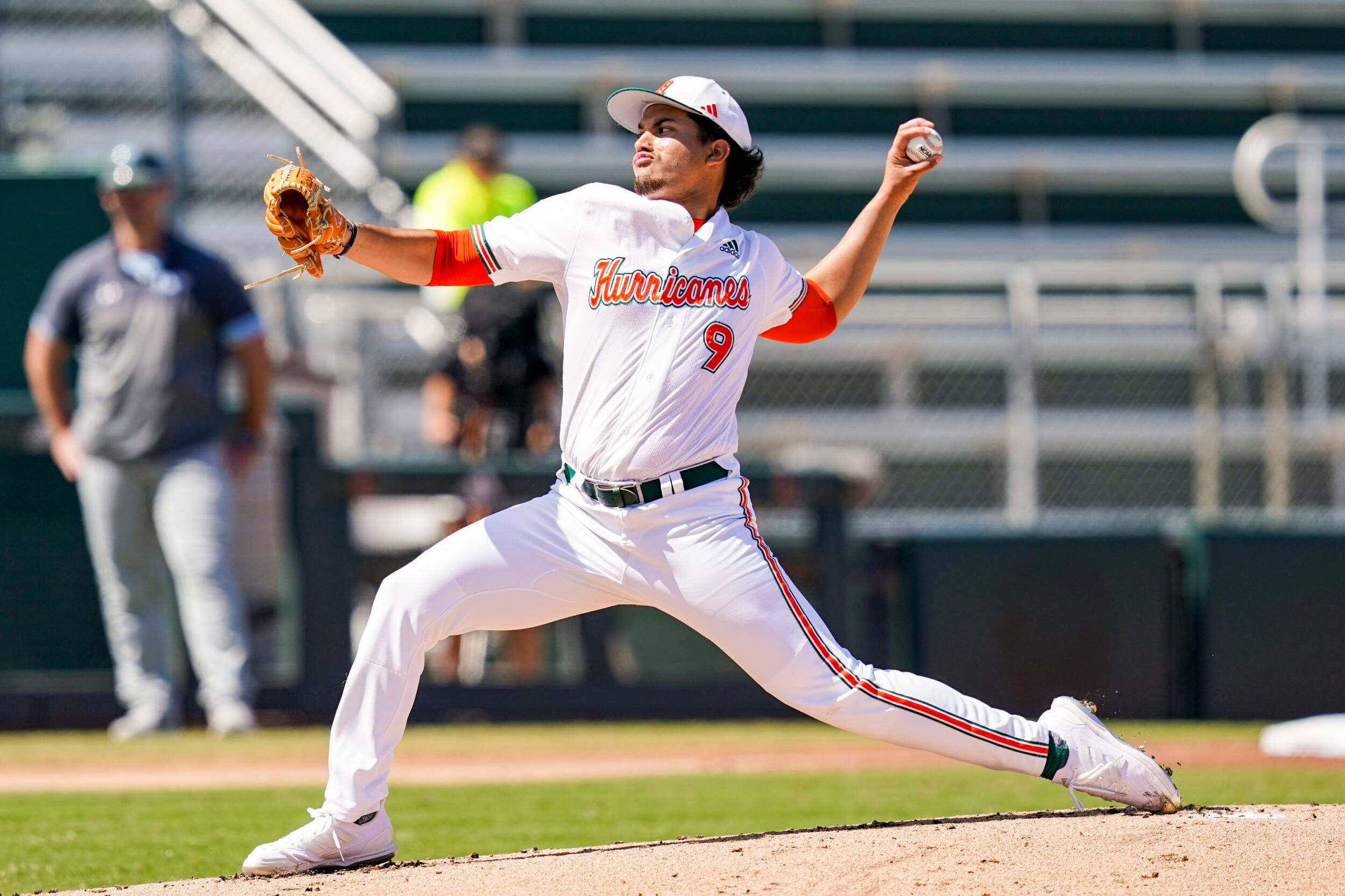 Hurricanes Sink Sharks, 22-5 – University of Miami Athletics