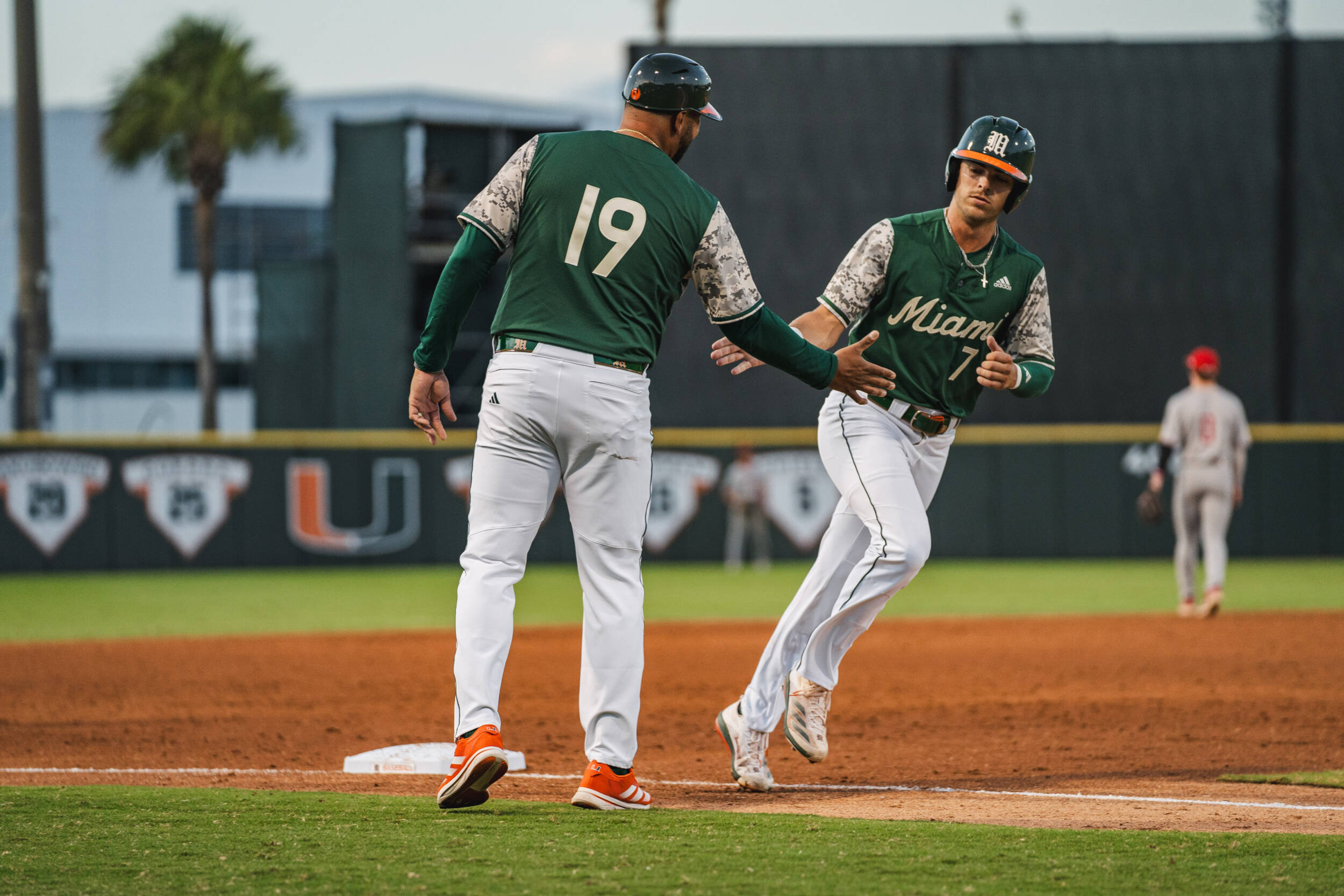 Hurricanes Tame Wolfpack, Take Series Opener at Mark Light Field ...
