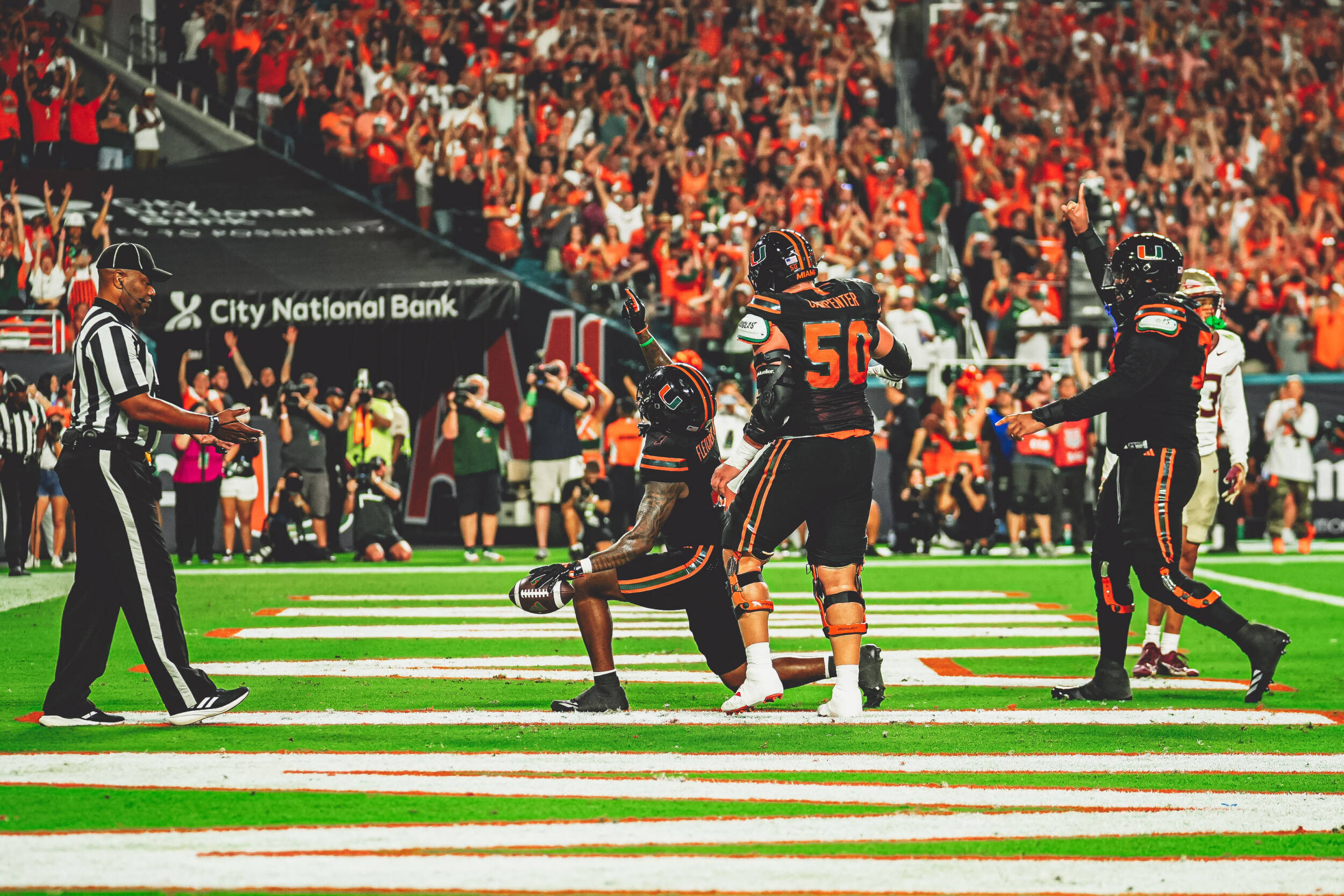 Canes Cruise Past Seminoles, Move to 8-0 – University of Miami Athletics