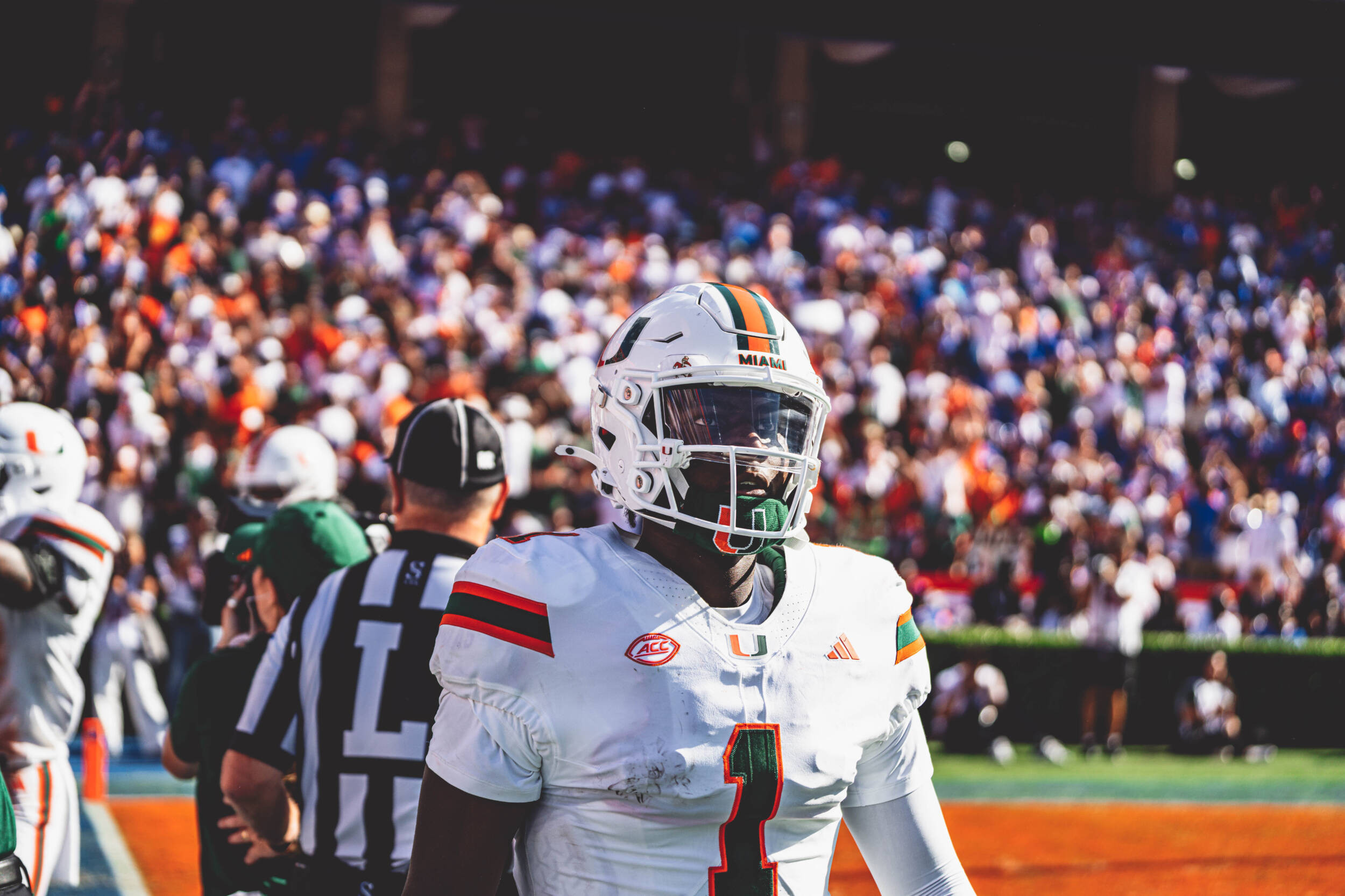 Canes Stomp Gators in Season Opener – University of Miami Athletics